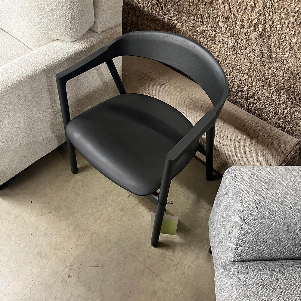 Gazzda MUNA Lounge Chair - Black Lacquer / Dakar Black Leather: Design ...